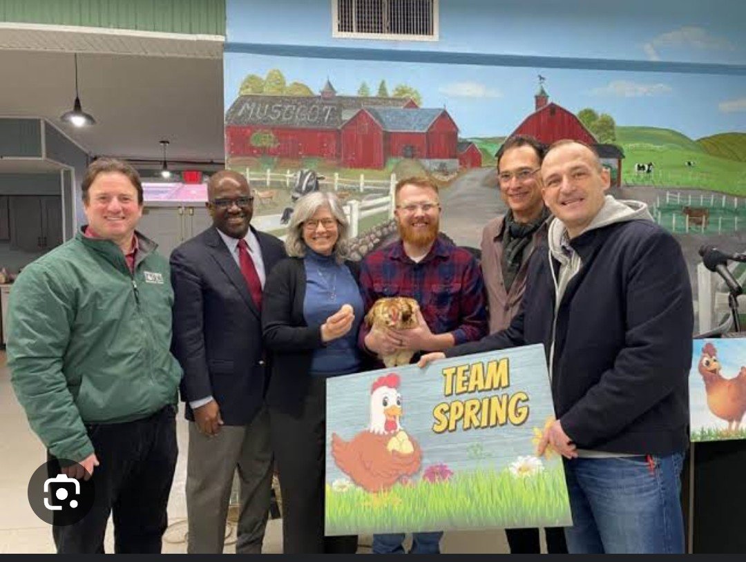 Henrietta’s Eggstraordinary forecast: Early spring predicted at Muscoot ...